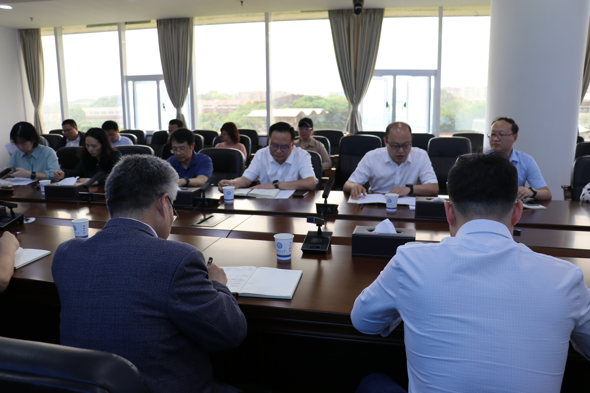 副校长刘朝晖深入学院调研并主持召开“深化教师考核评价机制改革”座谈会-长理新闻网